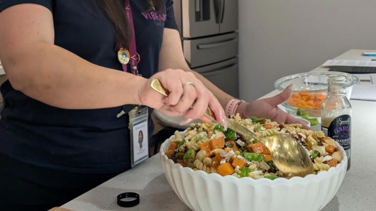 A healthy prescription many people can’t afford: Eating more fruits and ...