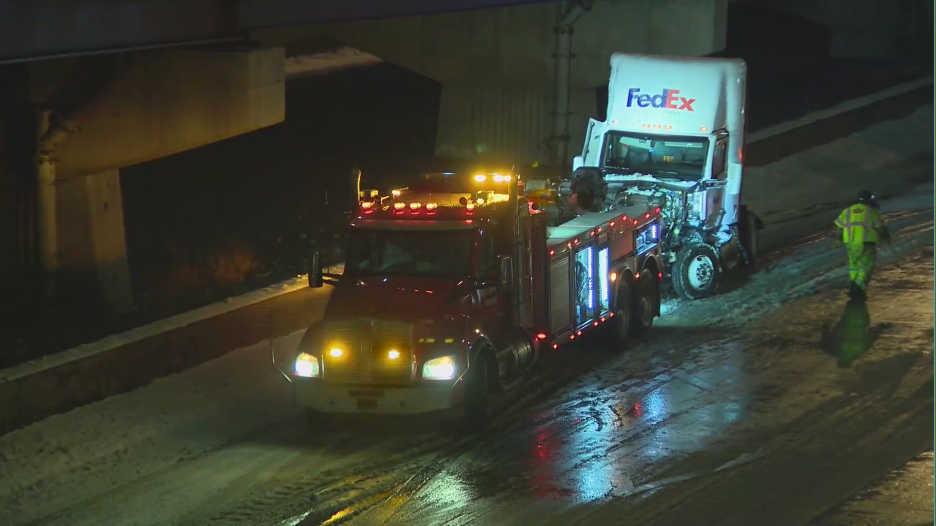 Crash involving FedEx semi-truck blocks lanes on I-94 SB near Torrence ...