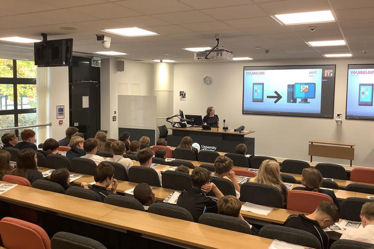 Ancient Rome meets modern Exeter in award-winning school lesson