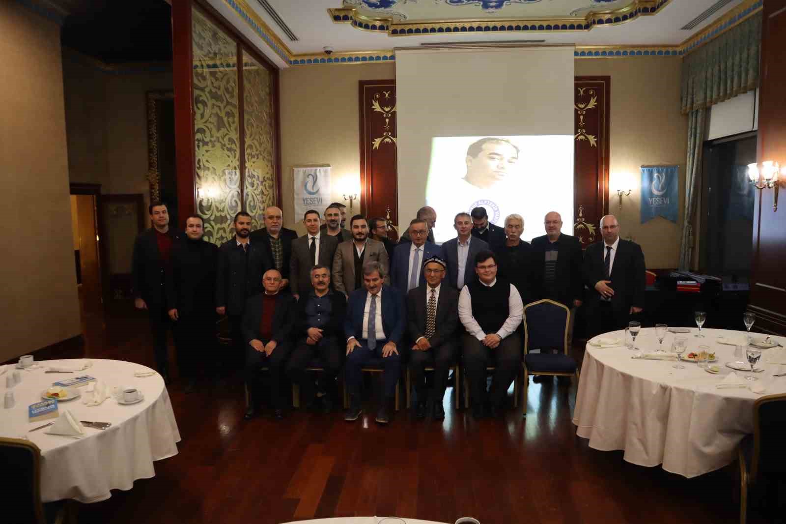 Çin’de tutuklu olan İlham Tohti’nin "Nobel Barış Ödülü"ne adaylığına ...