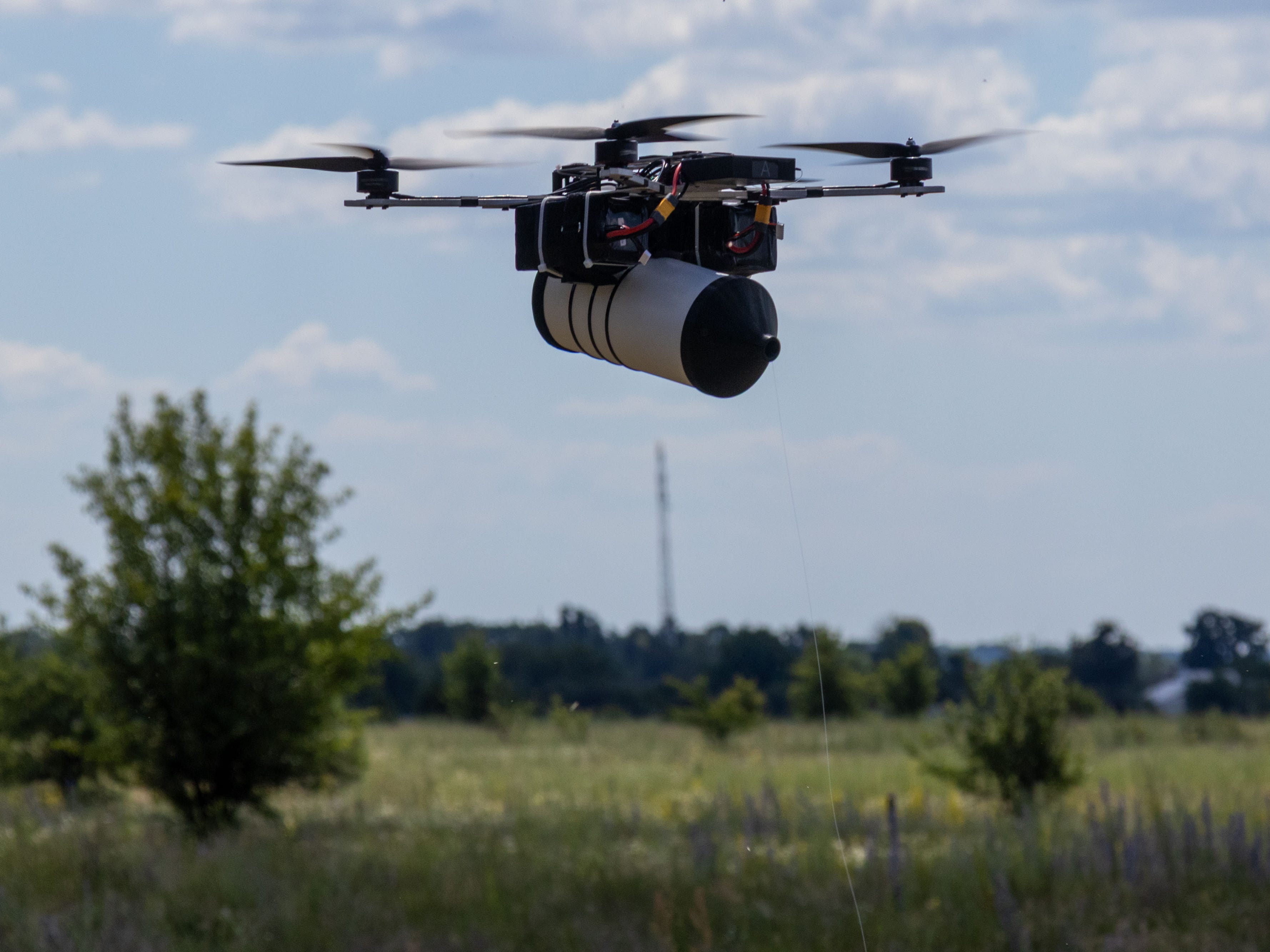 Unjammable drones are leaving wires everywhere, forcing Ukrainian ...