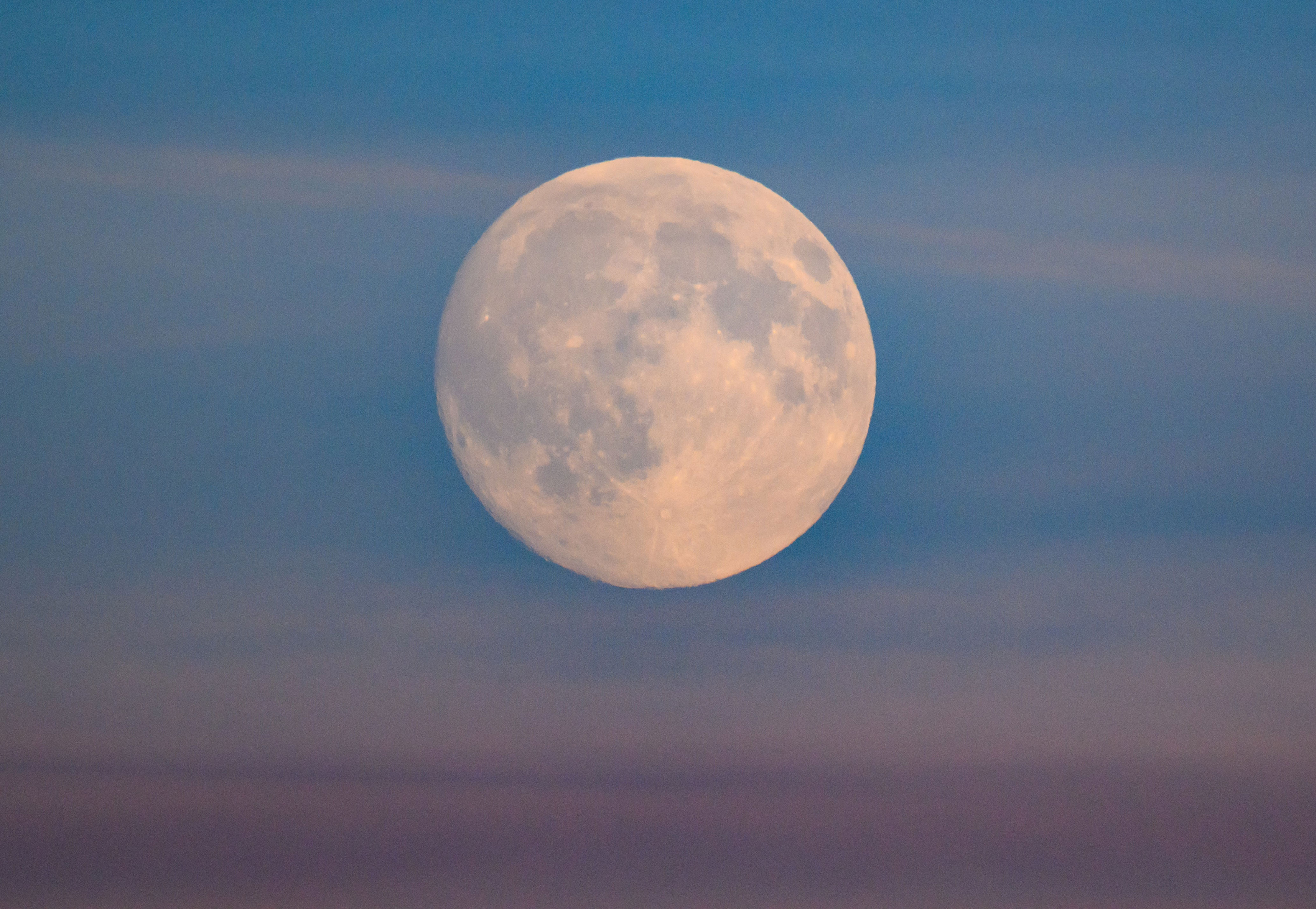 The Super Cold Moon In Gemini Is The Vibe Shift We’ve Been Waiting For