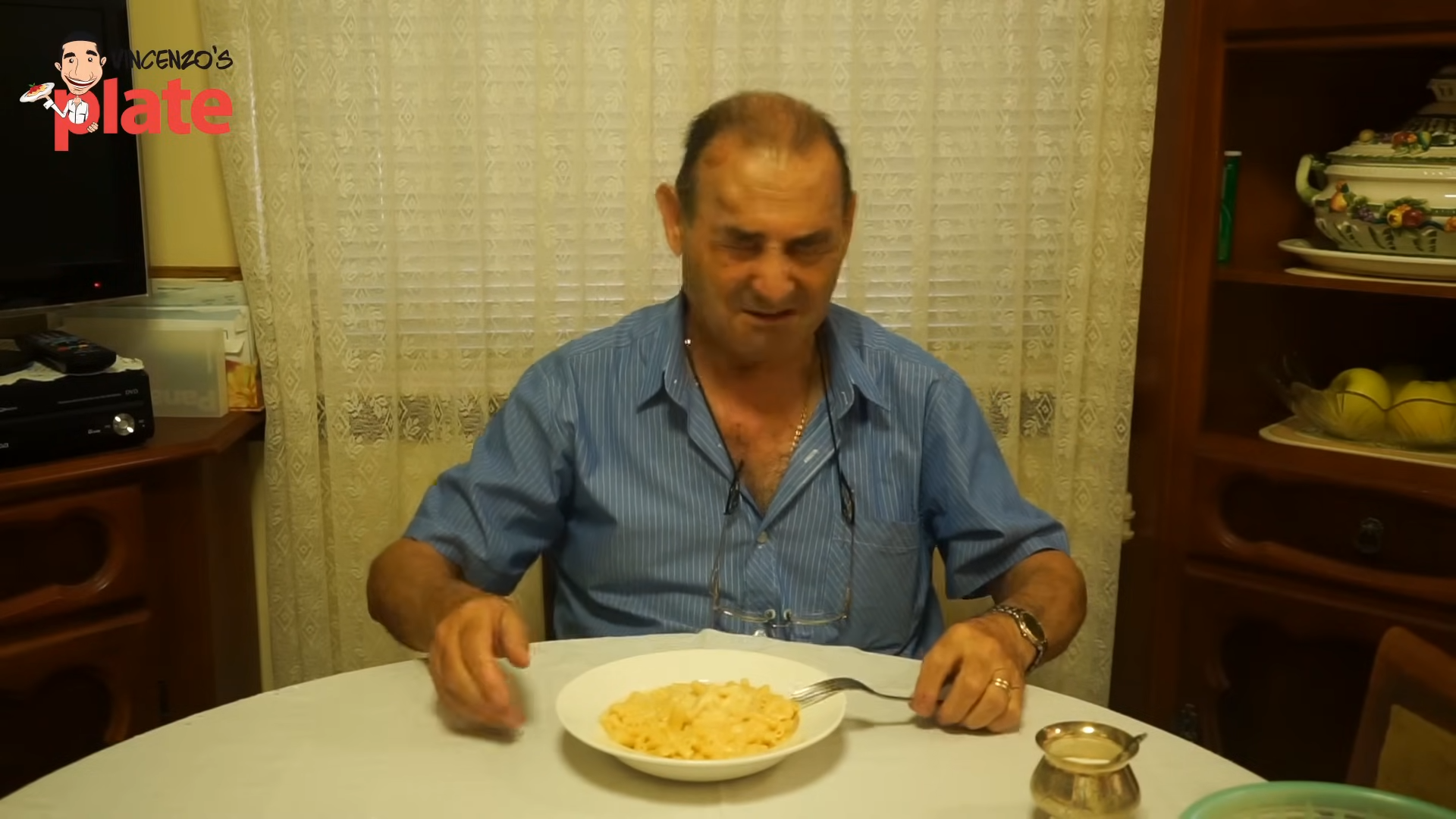 Italians Try Italian American Food For The First Time