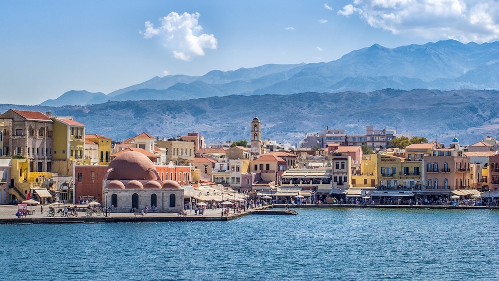 Surprising! This is the best country in the world for retirees to ...