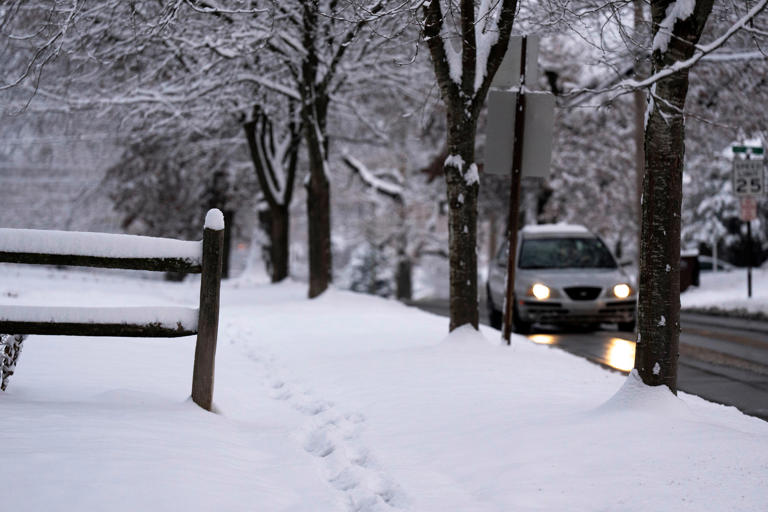 What is the snow emergency level today? See Cincinnati road conditions