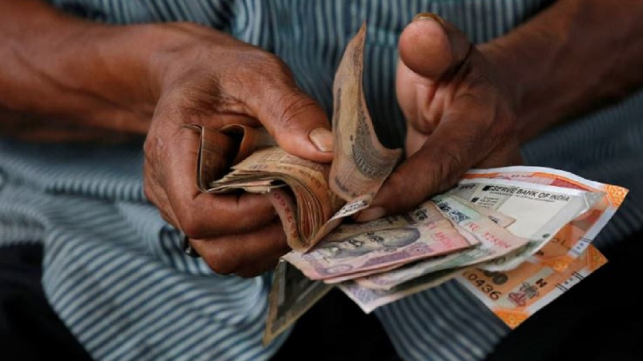 EPS 95 setback: Government cites EPS fund deficit; will the minimum Rs ...