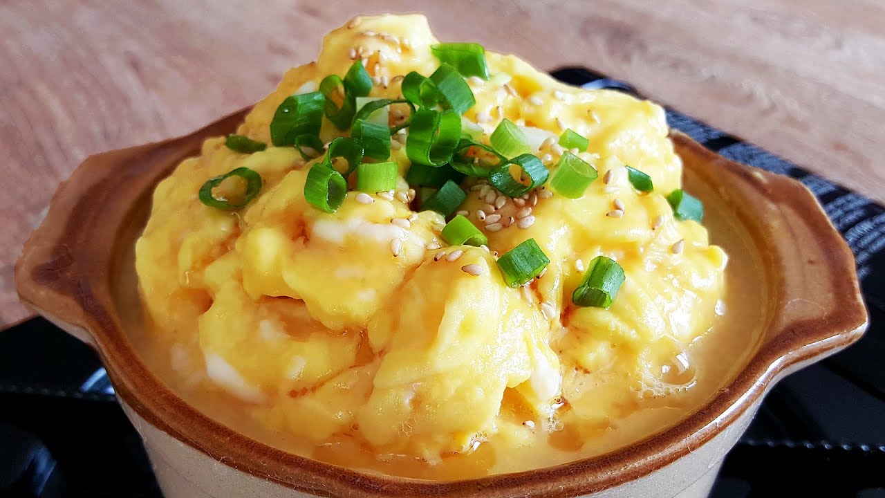 Fluffy steamed eggs (Korean-style volcano steamed eggs)