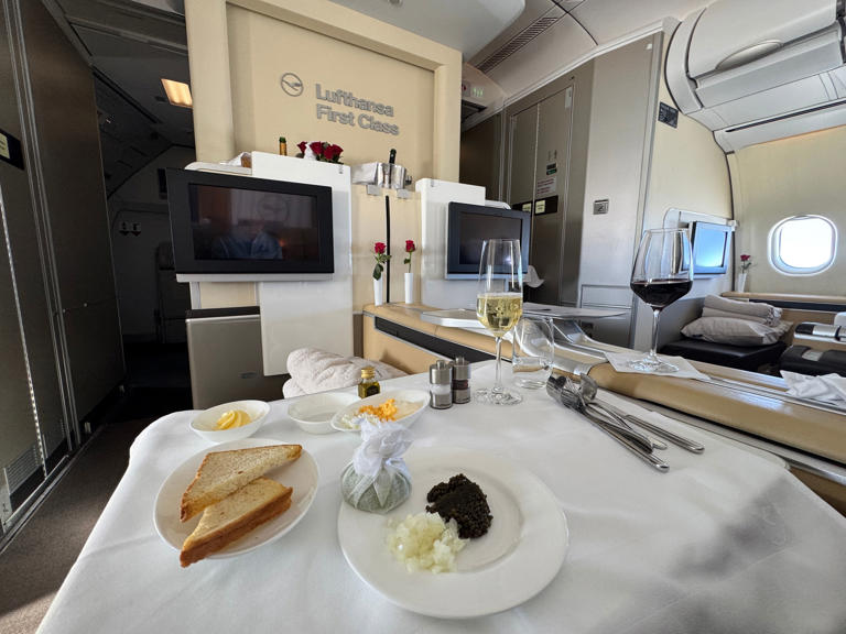 5 First Class Flights You Can Book With Amex Platinum’s Welcome Offer