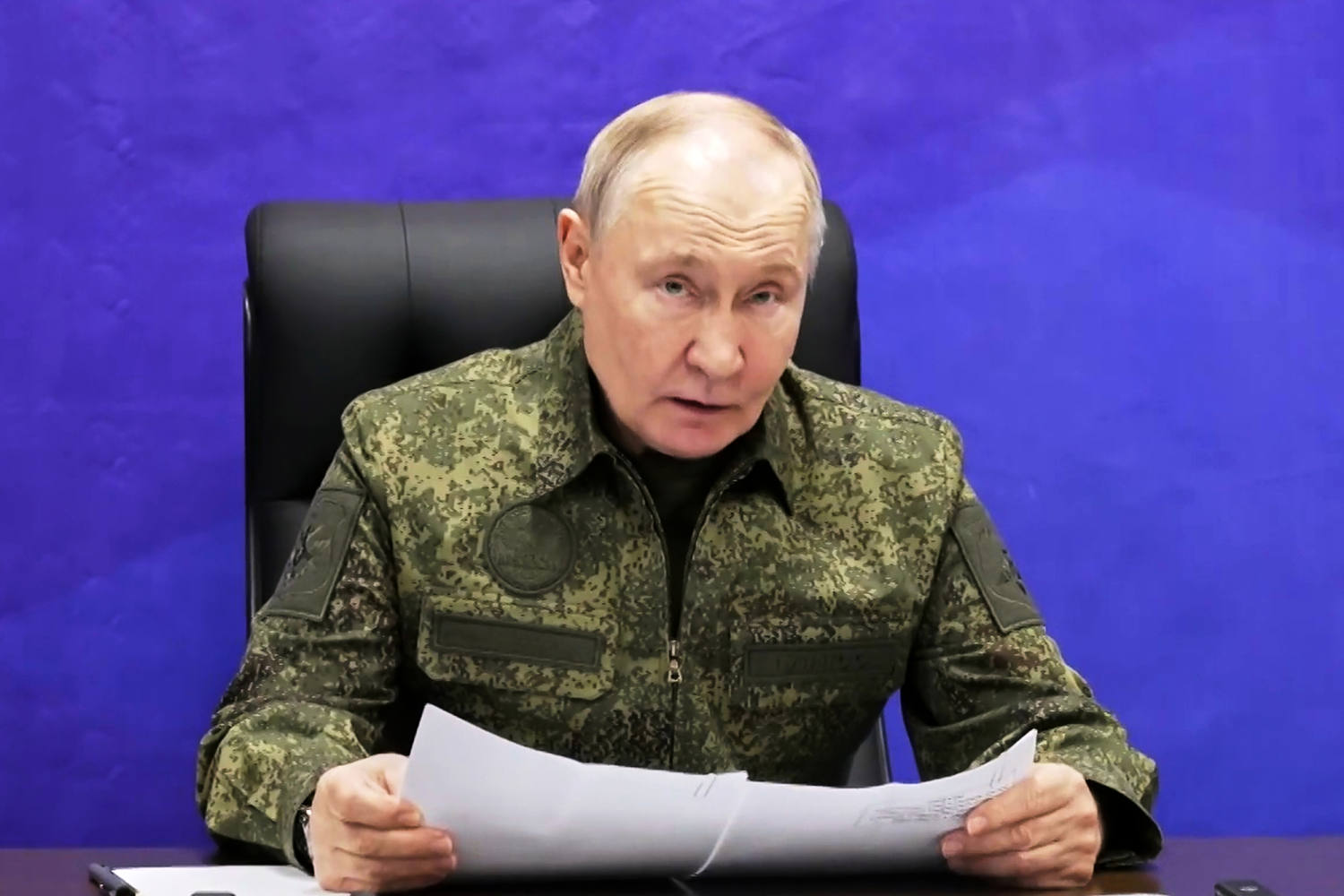 Putin shows little sign of compromise as he meets U.S. for Ukraine talks