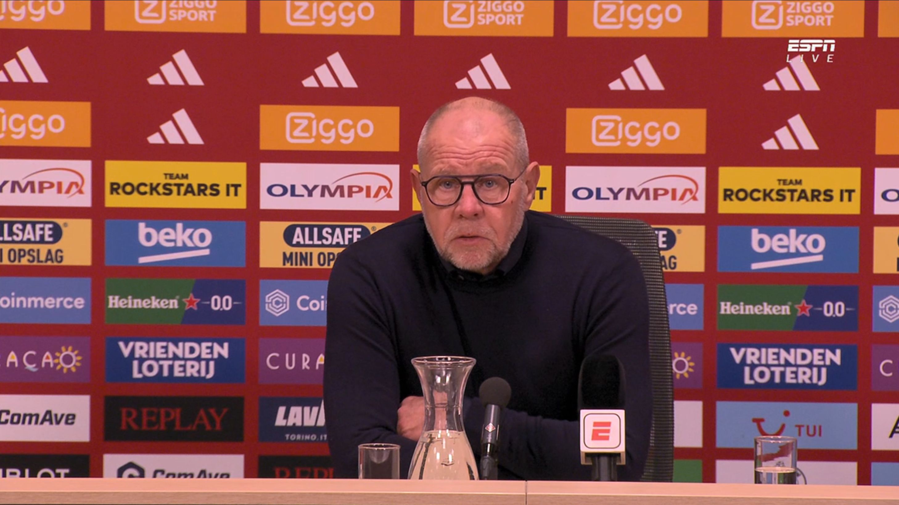 Ajax-trainer Grim snoert analisten de mond: 'We mogen wel wat meer ...