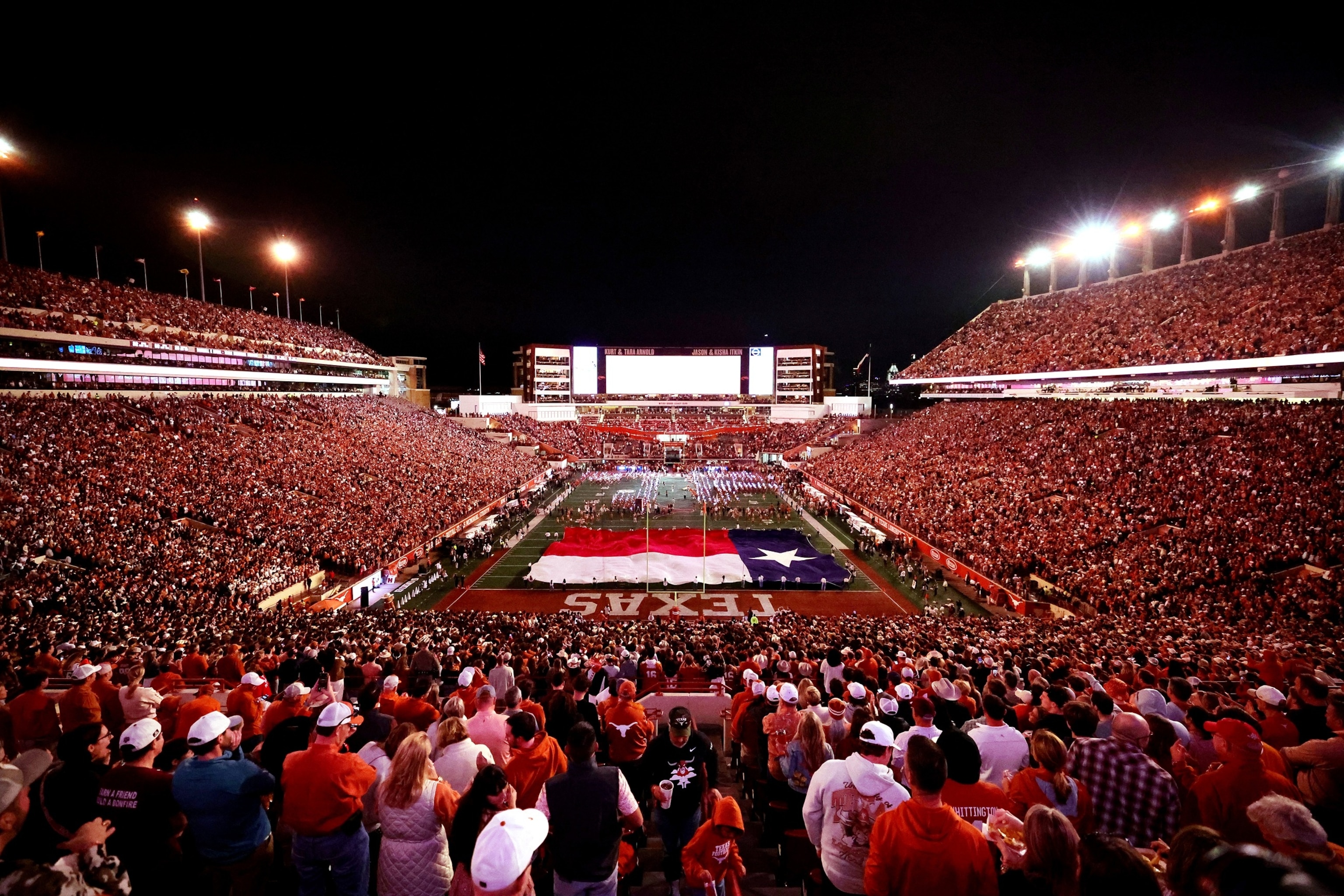 College student mysteriously dies after football tailgate, family says