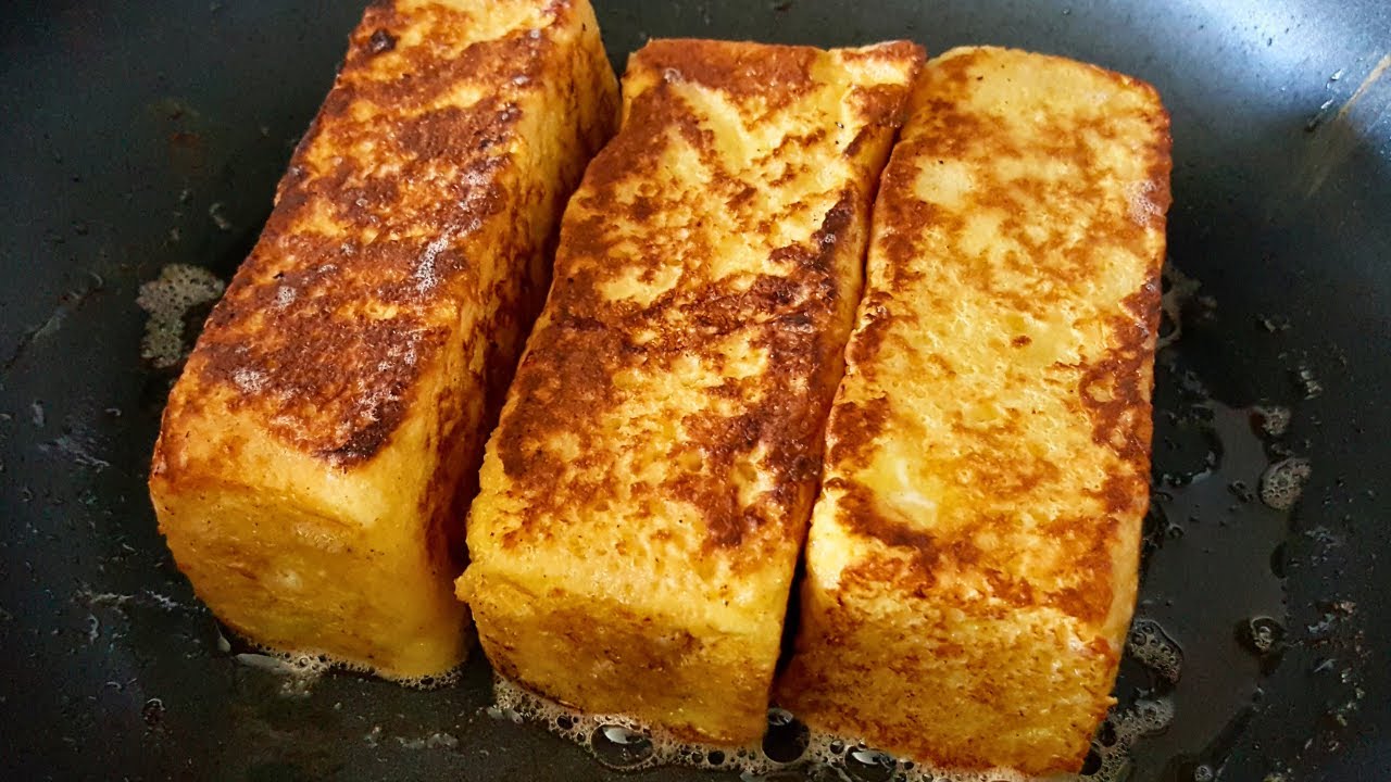 Fluffy French toast sticks: Crispy outside & soft inside
