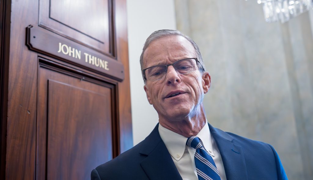 Thune casts doubt on AI moratorium pushed by White House