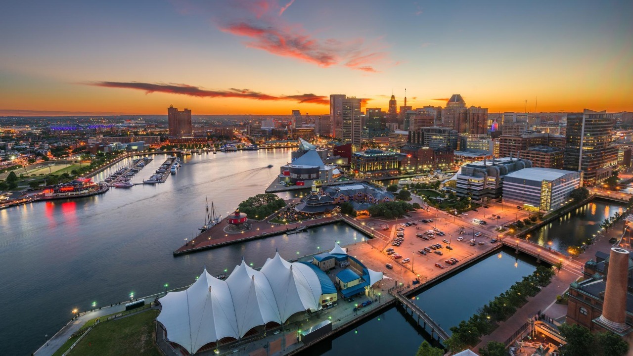 6 U.S. cities locals avoid walking alone in after dark