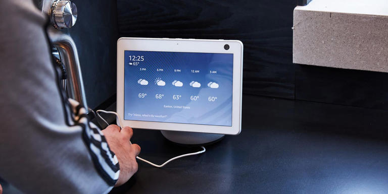 You Can't Unlock Your Smart Home Gear's Full Potential Without This Gadget