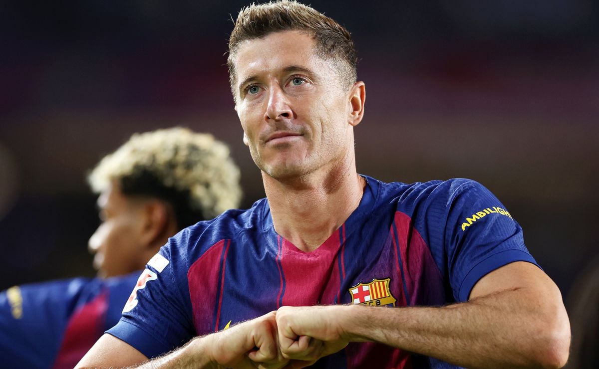 Report: Robert Lewandowski and three other key players are set to leave ...