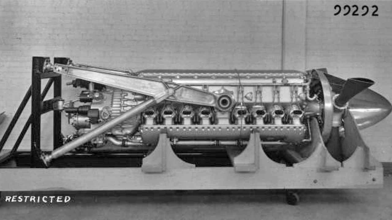 The 16-cylinder Hemi that powered WWII fighter planes