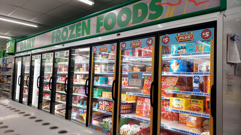 10 Must-Know Rules For Buying Food At Dollar Tree