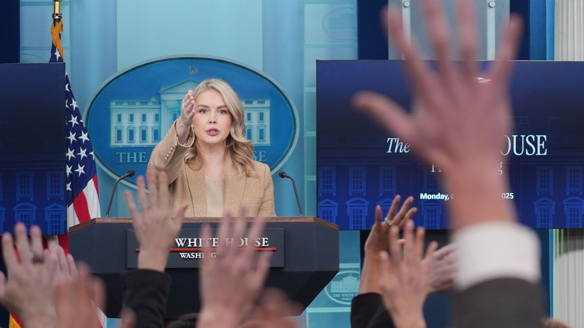 Donald Trump: Reporter ohne Grenzen kritisiert Medien-»Pranger« der ...