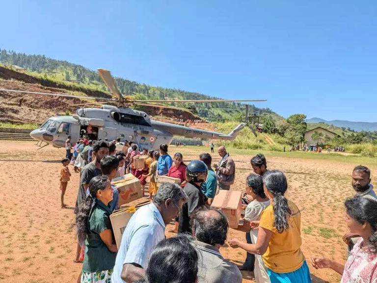 IAF airlifts para field hosp from Agra to Colombo for relief ops