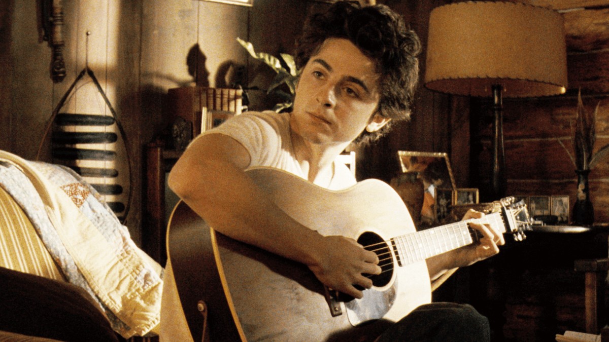 Platforming Club Chalamet gives a bad name to fangirls everywhere