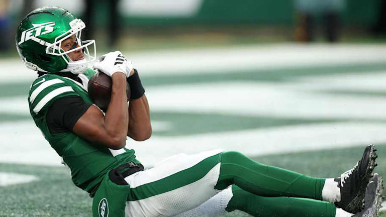Fantasy Football Week 14 Waiver Wire Debate: Adonai Mitchell vs. Alec ...