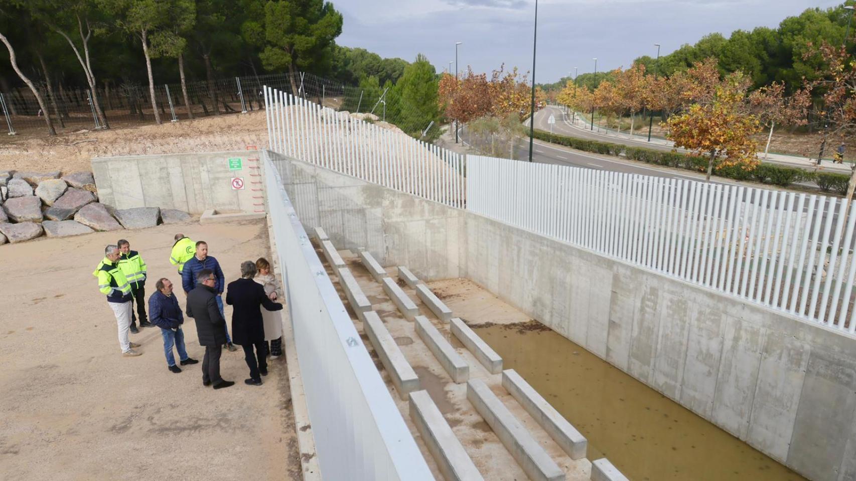 Zaragoza ya tiene listo el canal perimetral que protegerá Parque ...