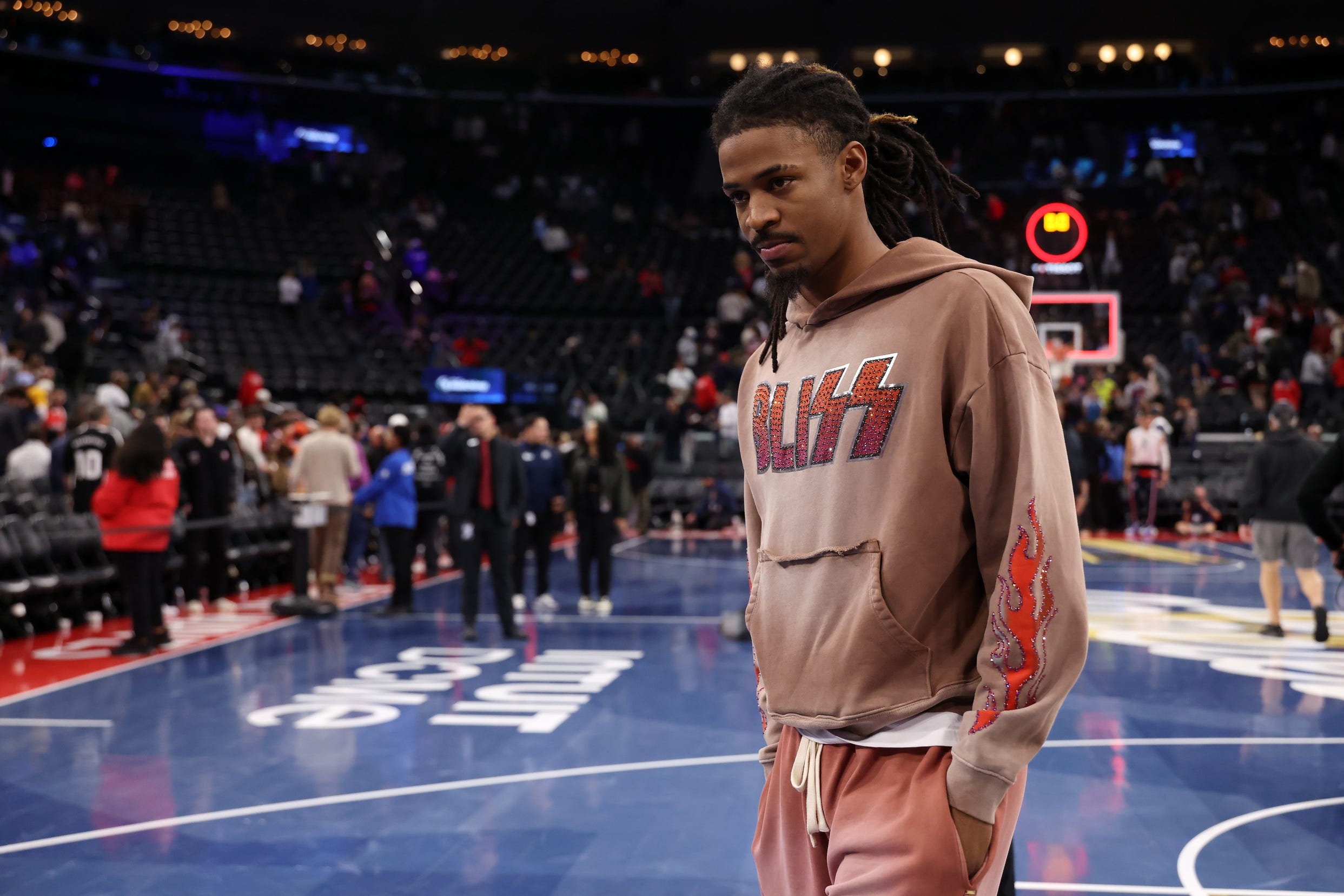 Kings, Wolves and others continue to monitor Ja Morant's status in Memphis