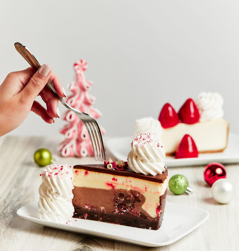 The Cheesecake Factory's Fan-Favorite Holiday Dessert Is Back