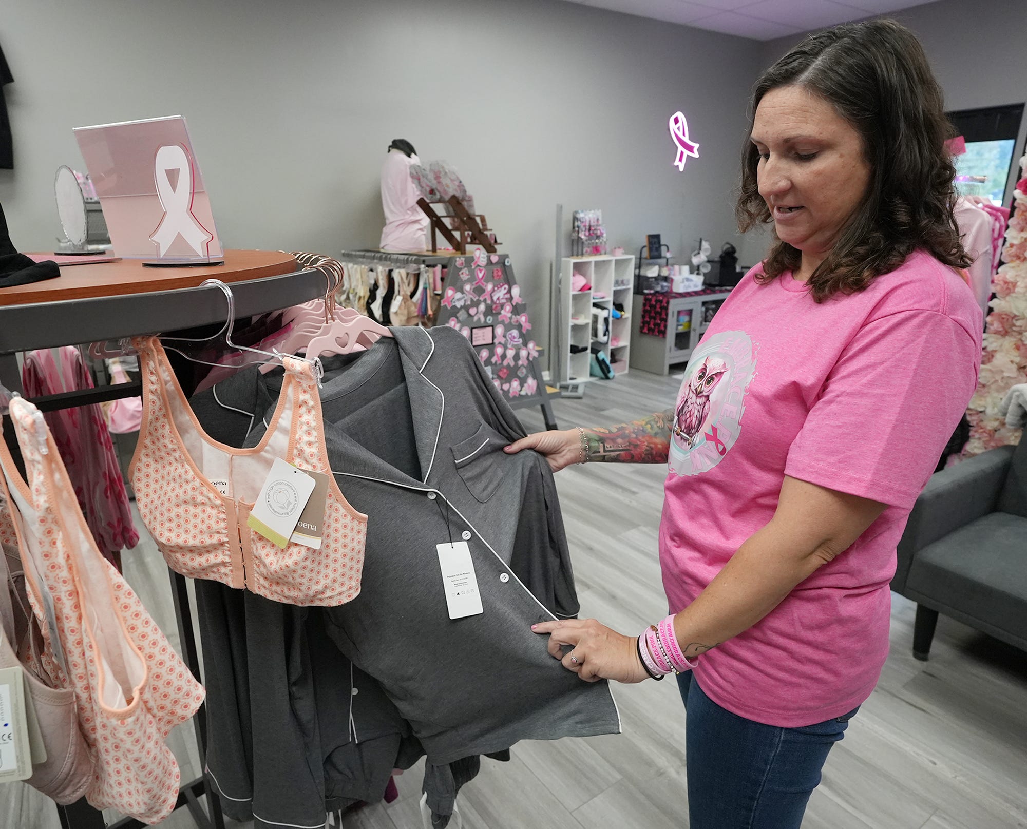 Embrace Pink opens in Stow to offer support to women fighting breast cancer