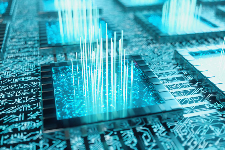 Amazon releases an impressive new AI chip and teases a Nvidia-friendly ...