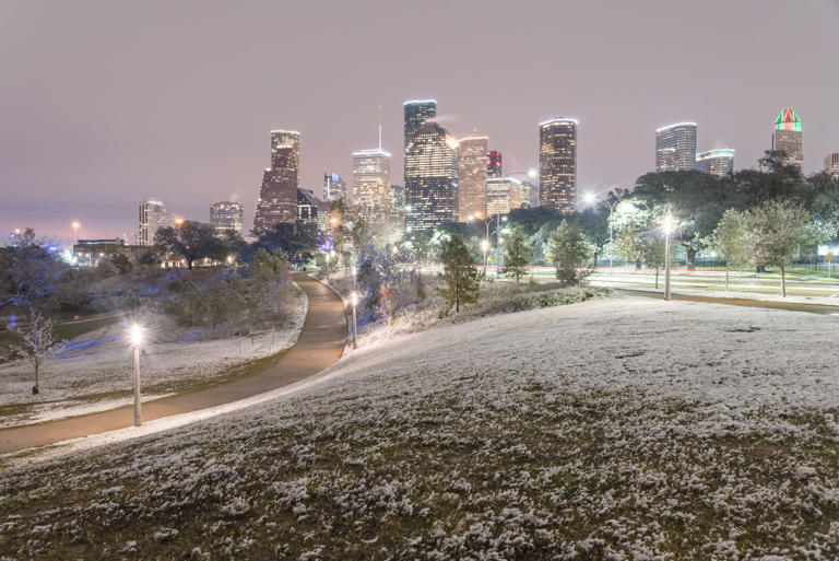 Winter weather warning for Texas as snow to hit
