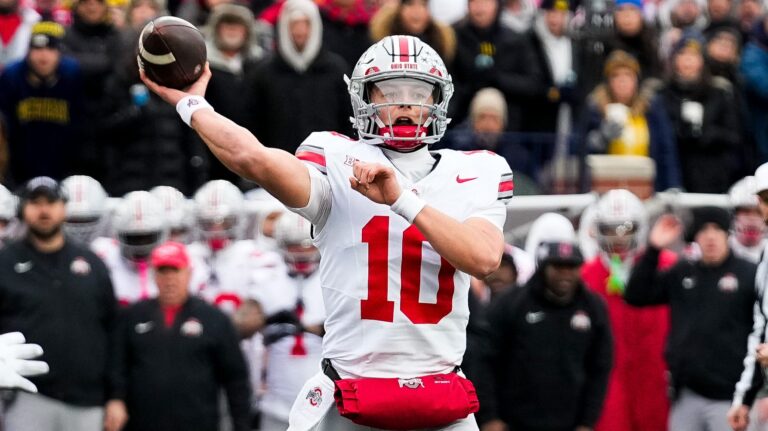 What a 12-Team College Football Playoff Would Look Like Using the BCS