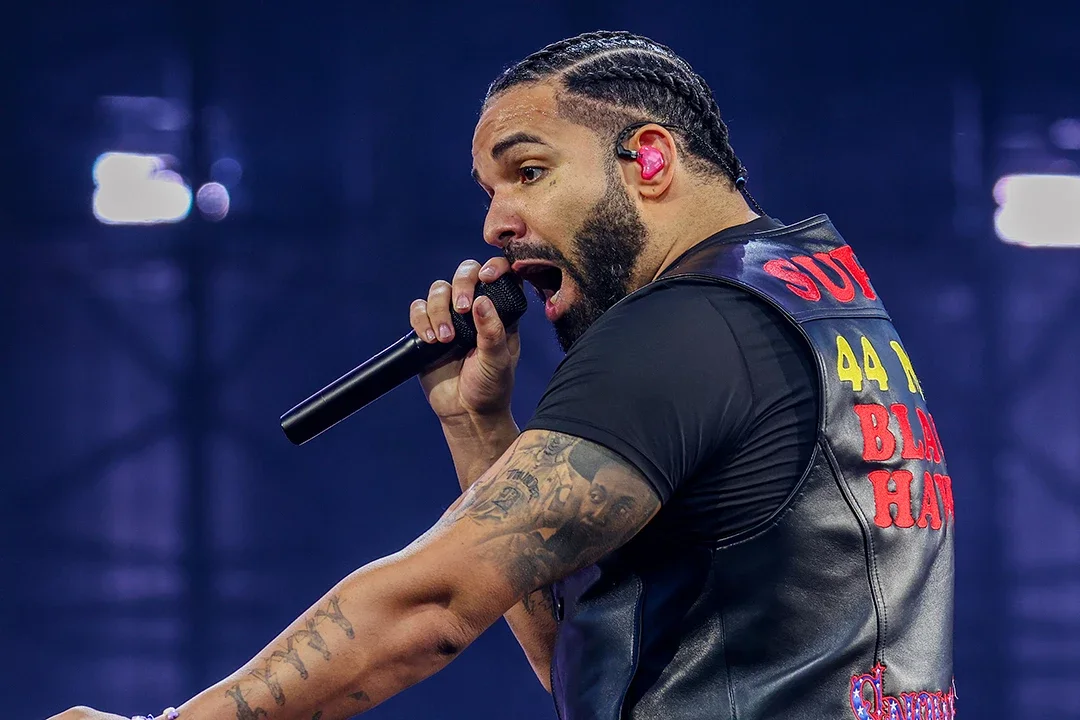 Drake Gives Another Tease of a Song He Previewed Before Ahead of Iceman ...
