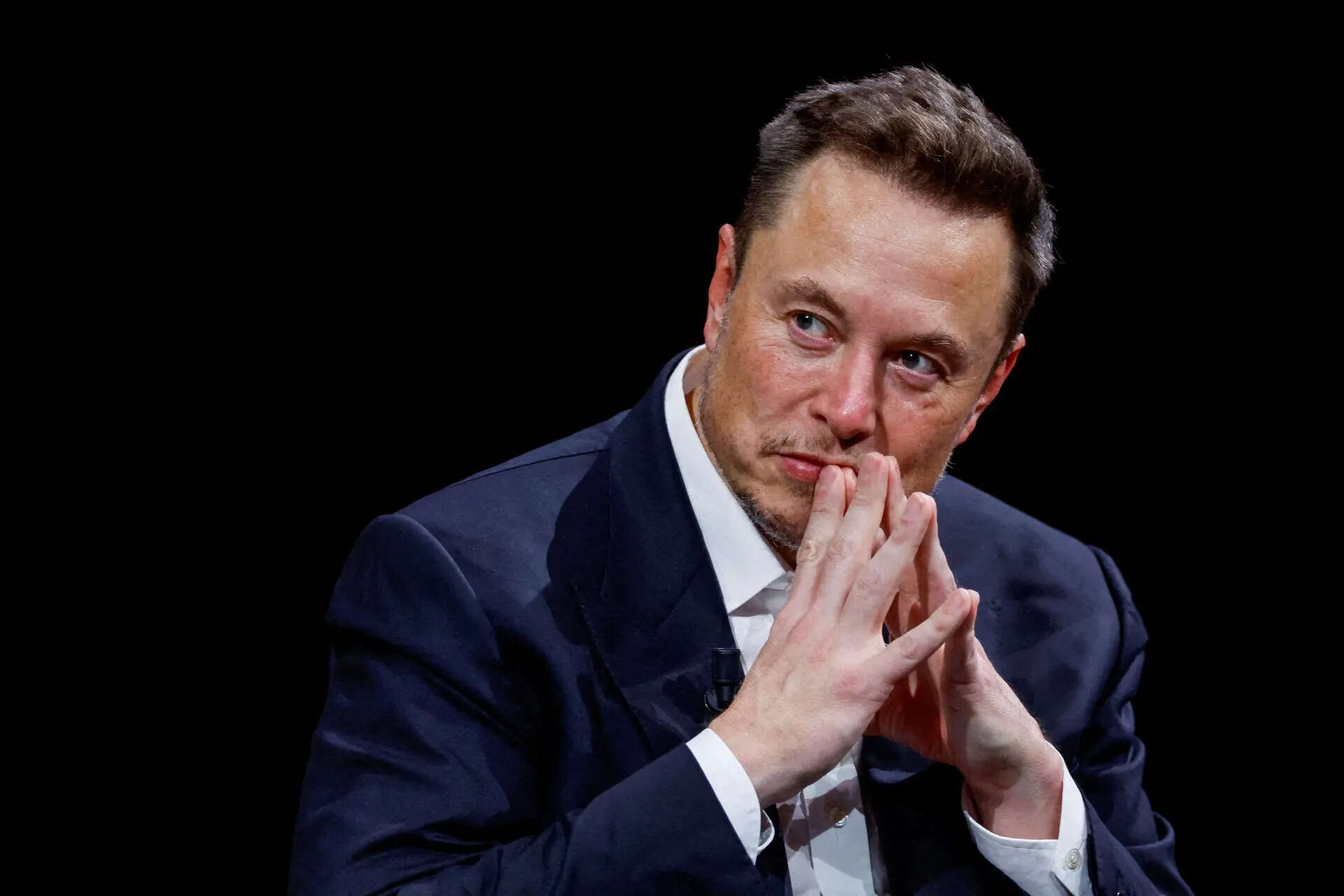 Elon Musk warns of major war within a decade, sends internet into ...