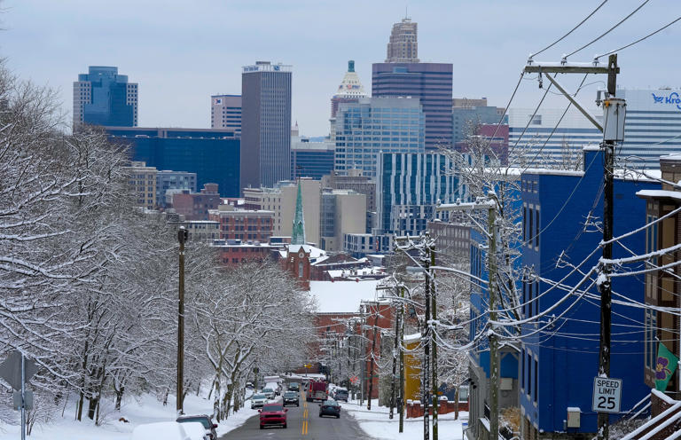 Rounds of snow, bitter cold coming. See timeline, accumulation