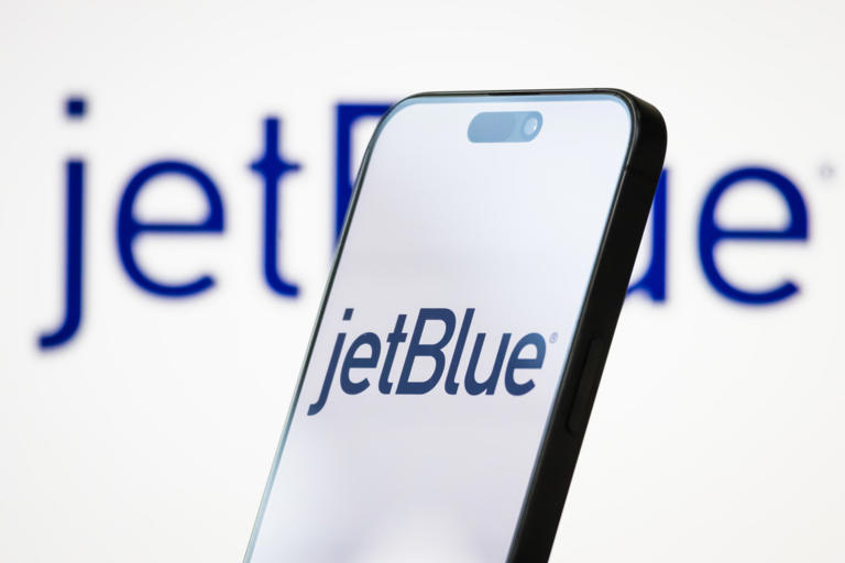 JetBlue’s Rare 35% Off Travel Tuesday Sale Has Travelers Rushing to ...