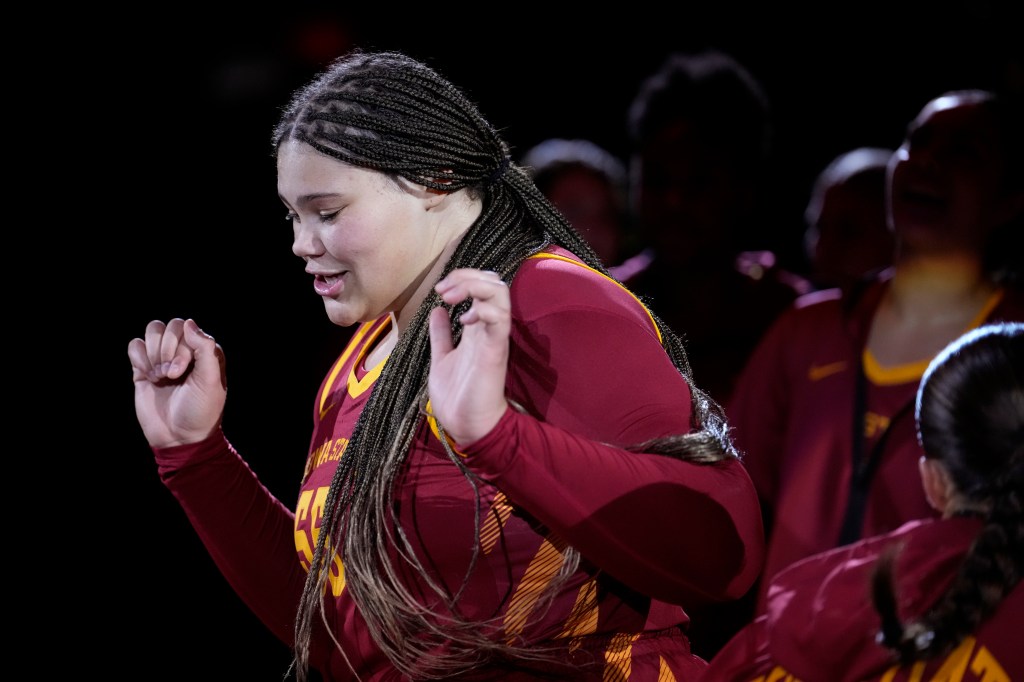 Audi Crooks' historic performance turns heads as Iowa State stays unbeaten