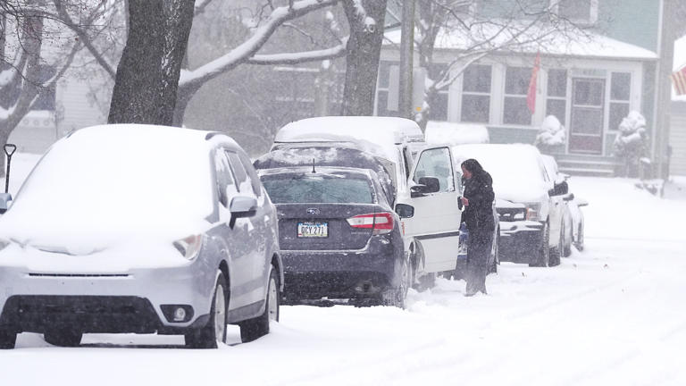 Snow causes icy streets in Illinois Tuesday. See road conditions map
