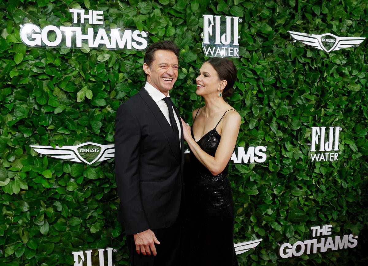 Hugh Jackman and Sutton Foster Look Head-Over-Heels in Love at the ...