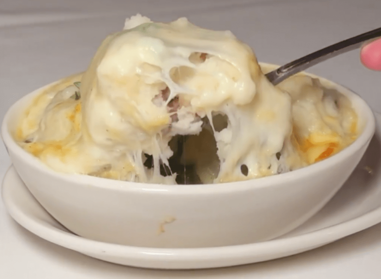 5 Sit-Down Chains People Say Make the Best Mashed Potatoes