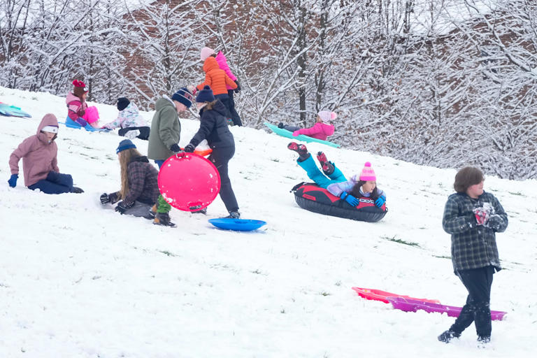 What are the best places to go sledding in central Ohio, Columbus?