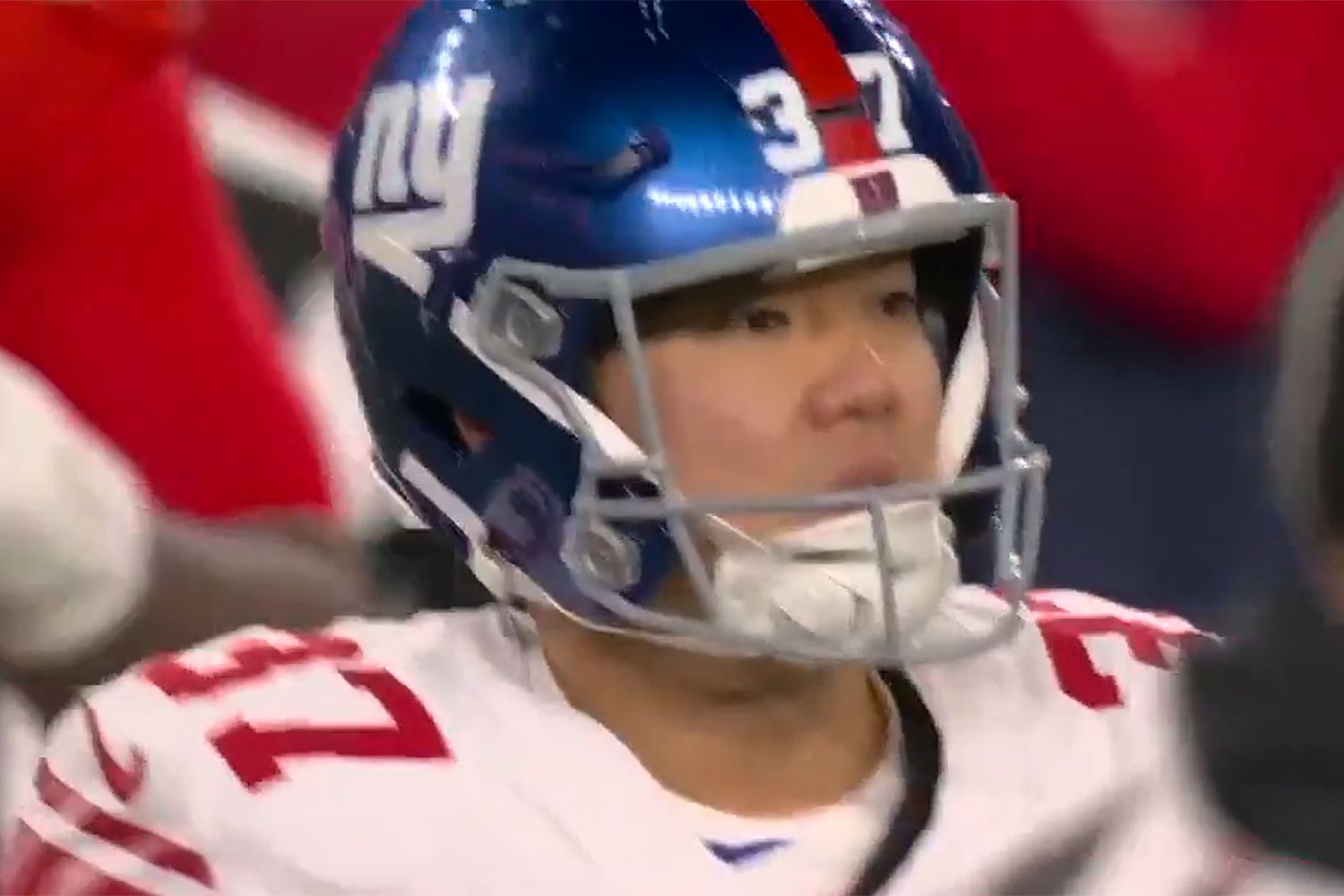 Giants Kicker Younghoe Koo’s Botched Field Goal Baffles Viewers ...