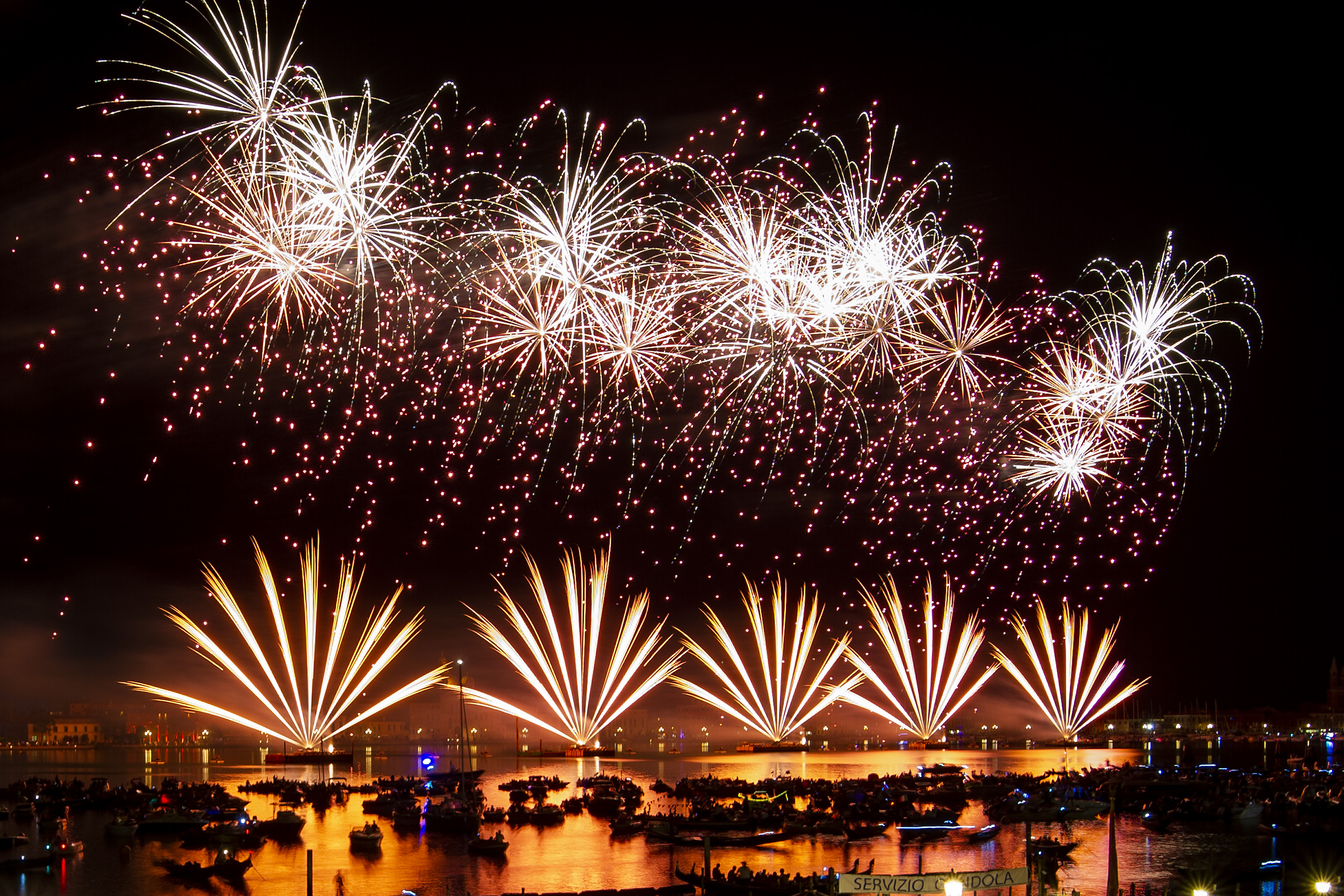 Italian New Year's Eve traditions: how Italians celebrate Capodanno