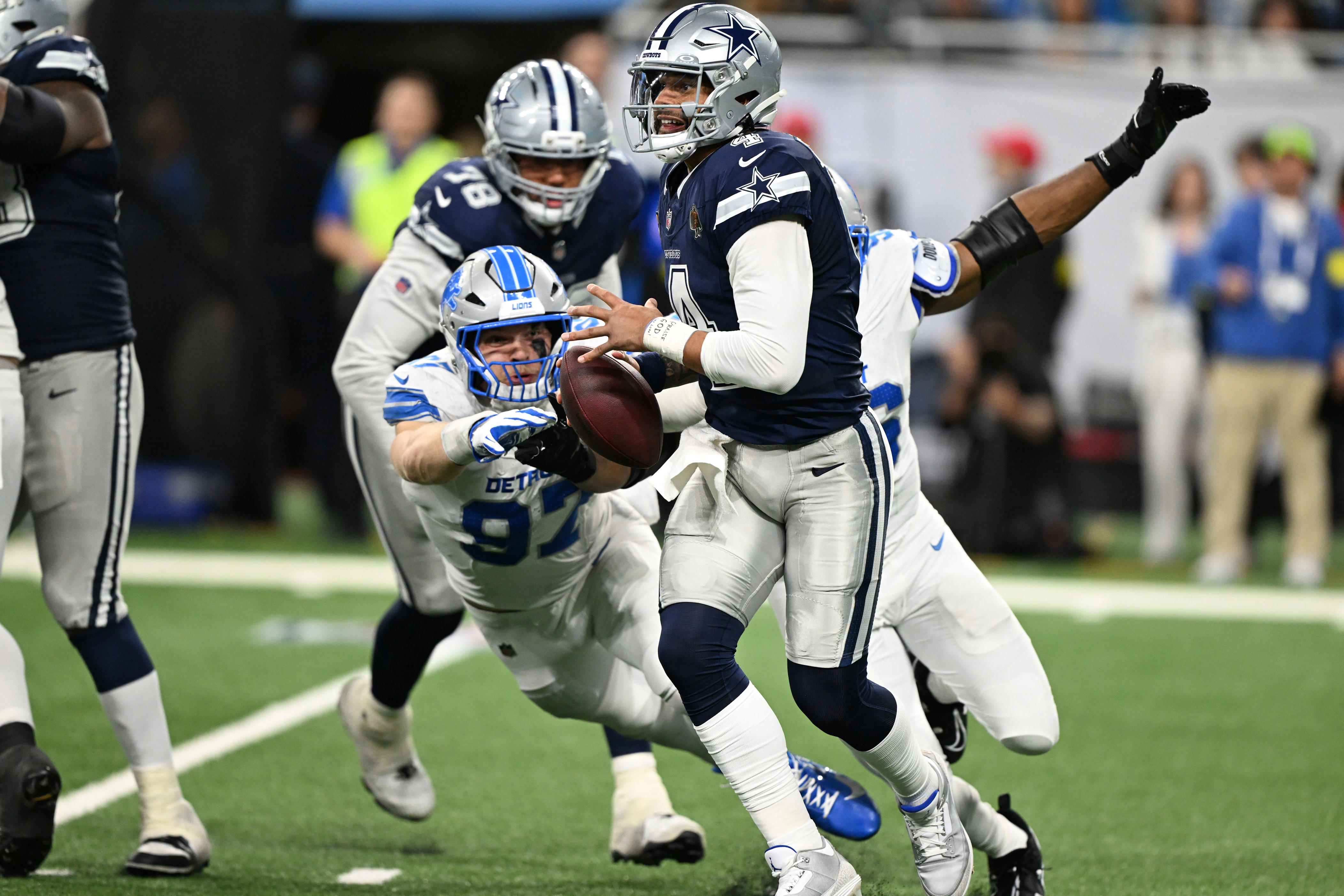 Sunday Night Football schedule, TV channel, who's playing NFL Week 15?