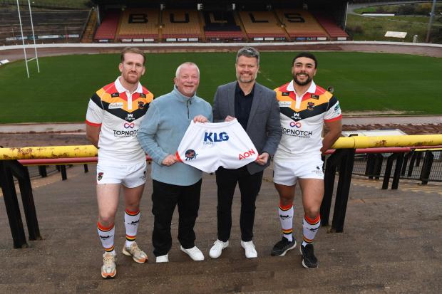 Sponsorship deal renewed in celebration of rugby team's return to top ...