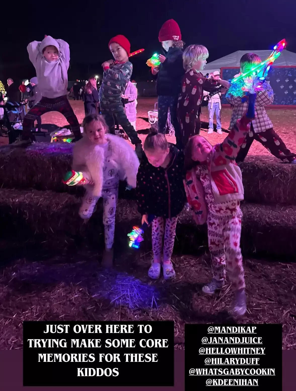 Hilary Duff and Mandy Moore celebrate Christmas with their kids at the ...