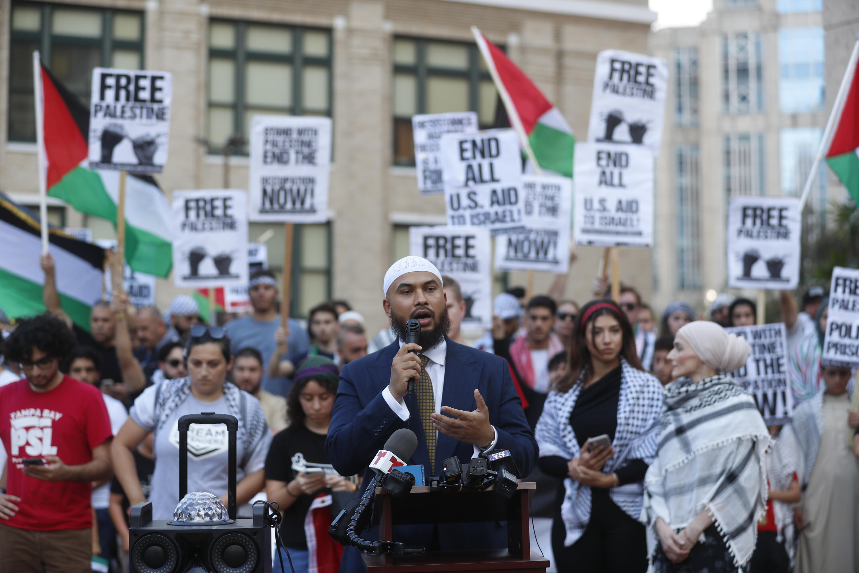 Florida declares two Muslim organizations foreign terrorists