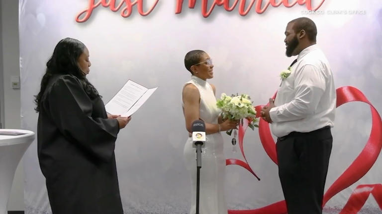 Cook County accepting applications for 1st marriage of 2026 lottery drawing