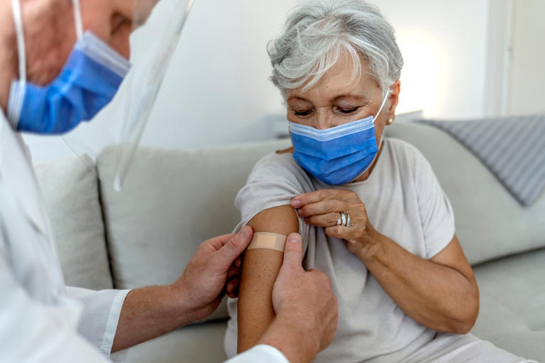 Superflu Sweeps Across Europe as UK Faces Early Winter Crisis